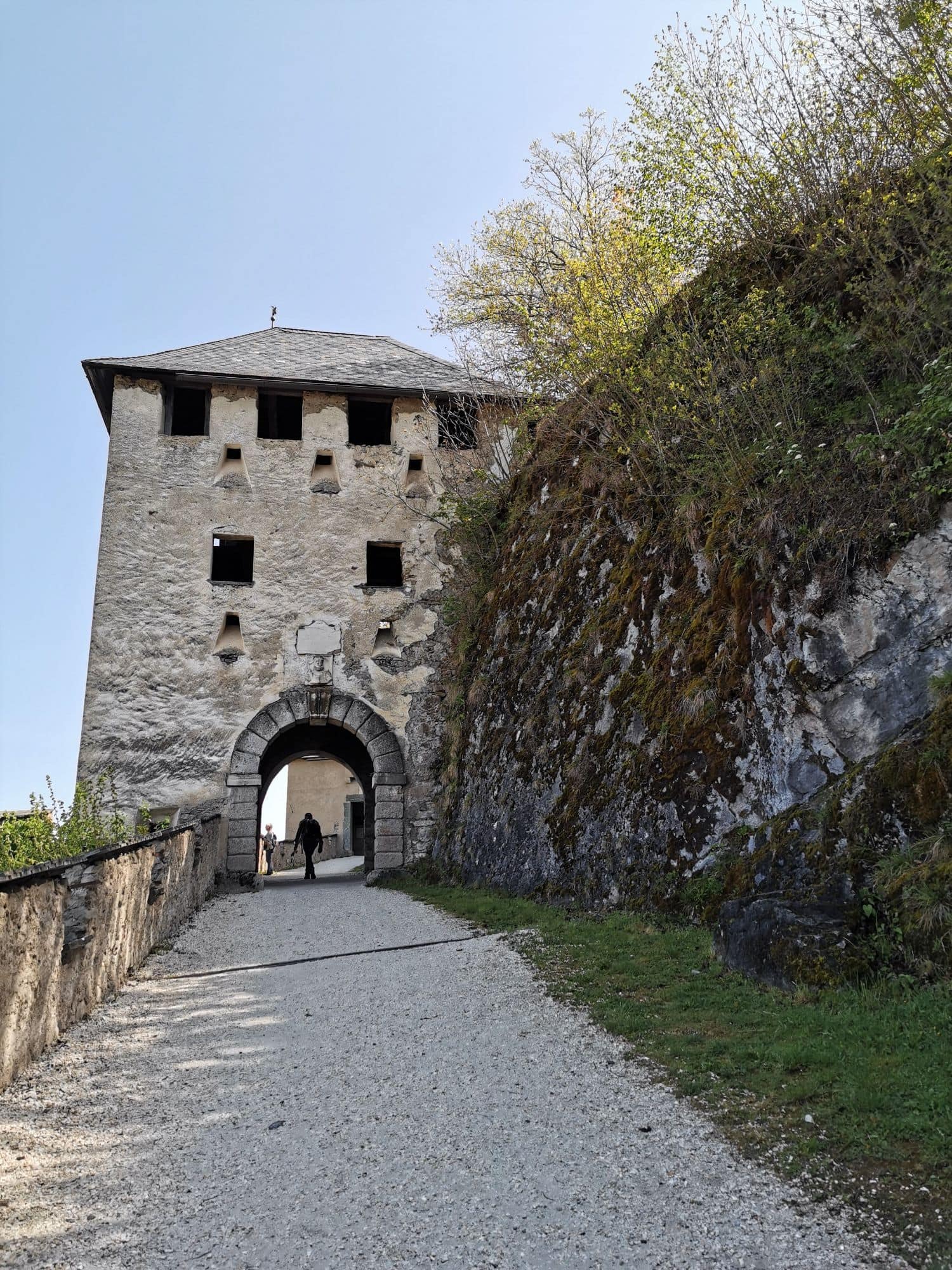 Hochosterwitz castle - the castle with 14 doors - Erratic engineeress