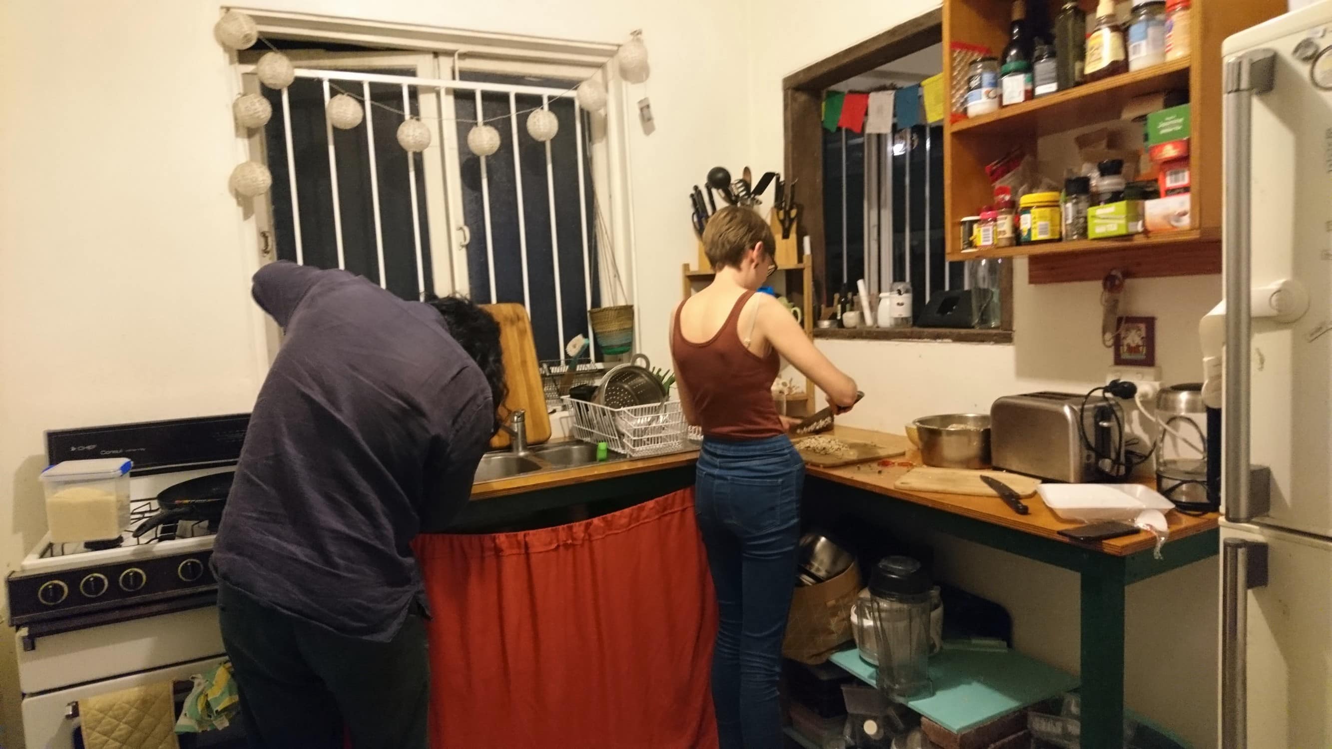 Couchsurfing in Brisbane: music, hens and Taiwanese dumplings - Erratic engineeress