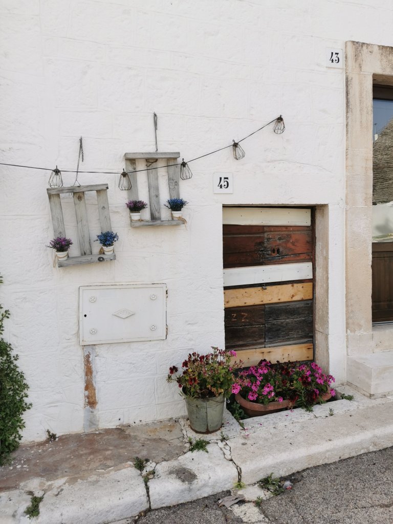 Alberobello - Erratic engineeress